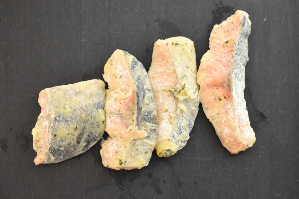 Salmon Basil Olive & Cod Basil Olive - Japan network trading